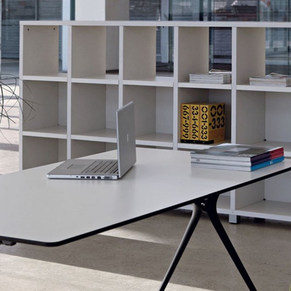 Estantería con Puertas Cubic de Actiu - Muebles Montiel